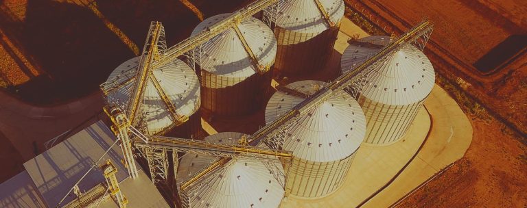 Conheça a historia e evolução da Comil silos e secadores