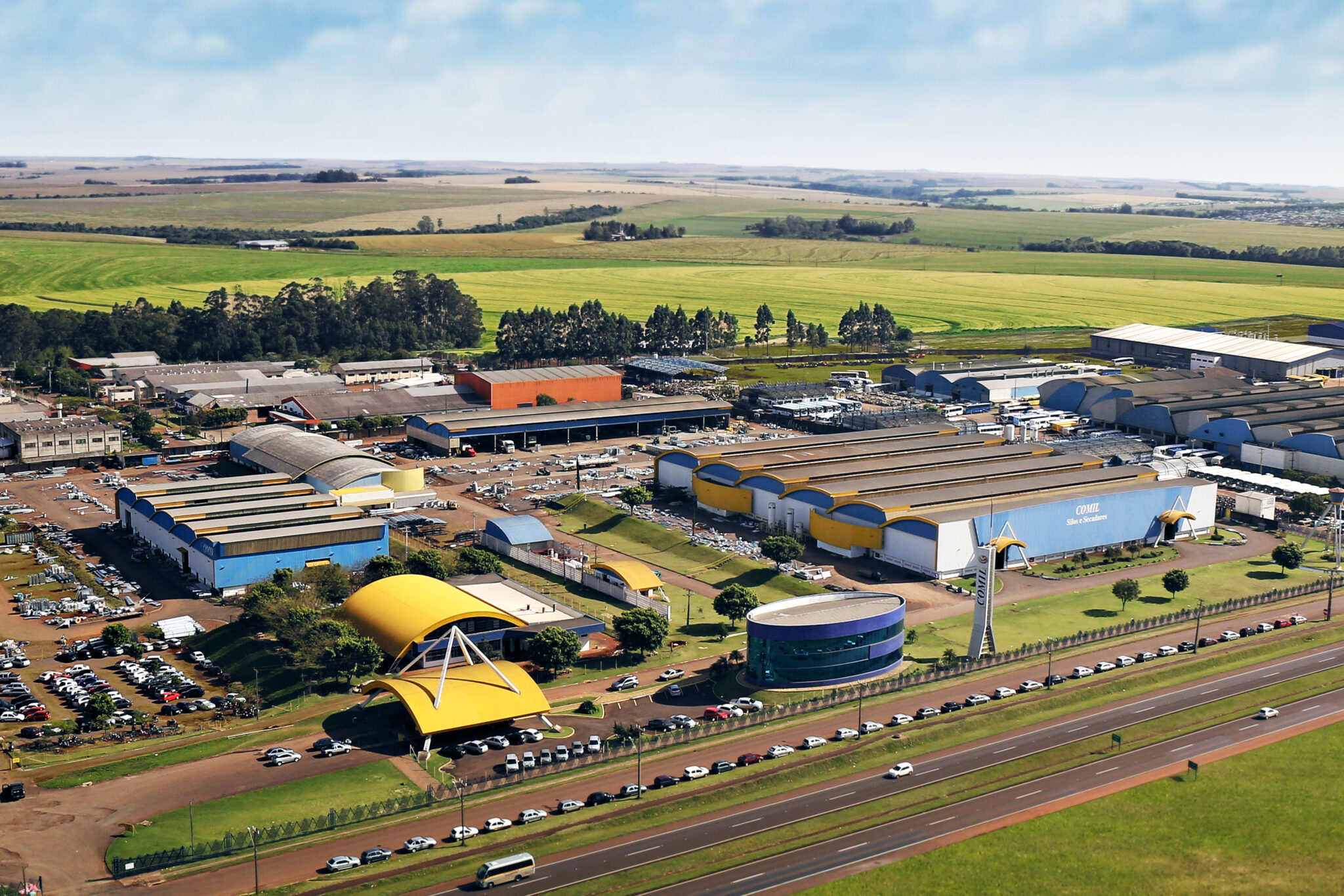 Conheça a historia e evolução da Comil silos e secadores