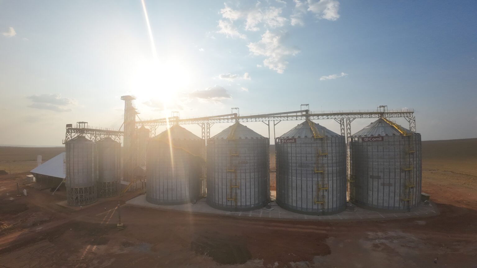 Silos Planos - Comil Silos e Secadores